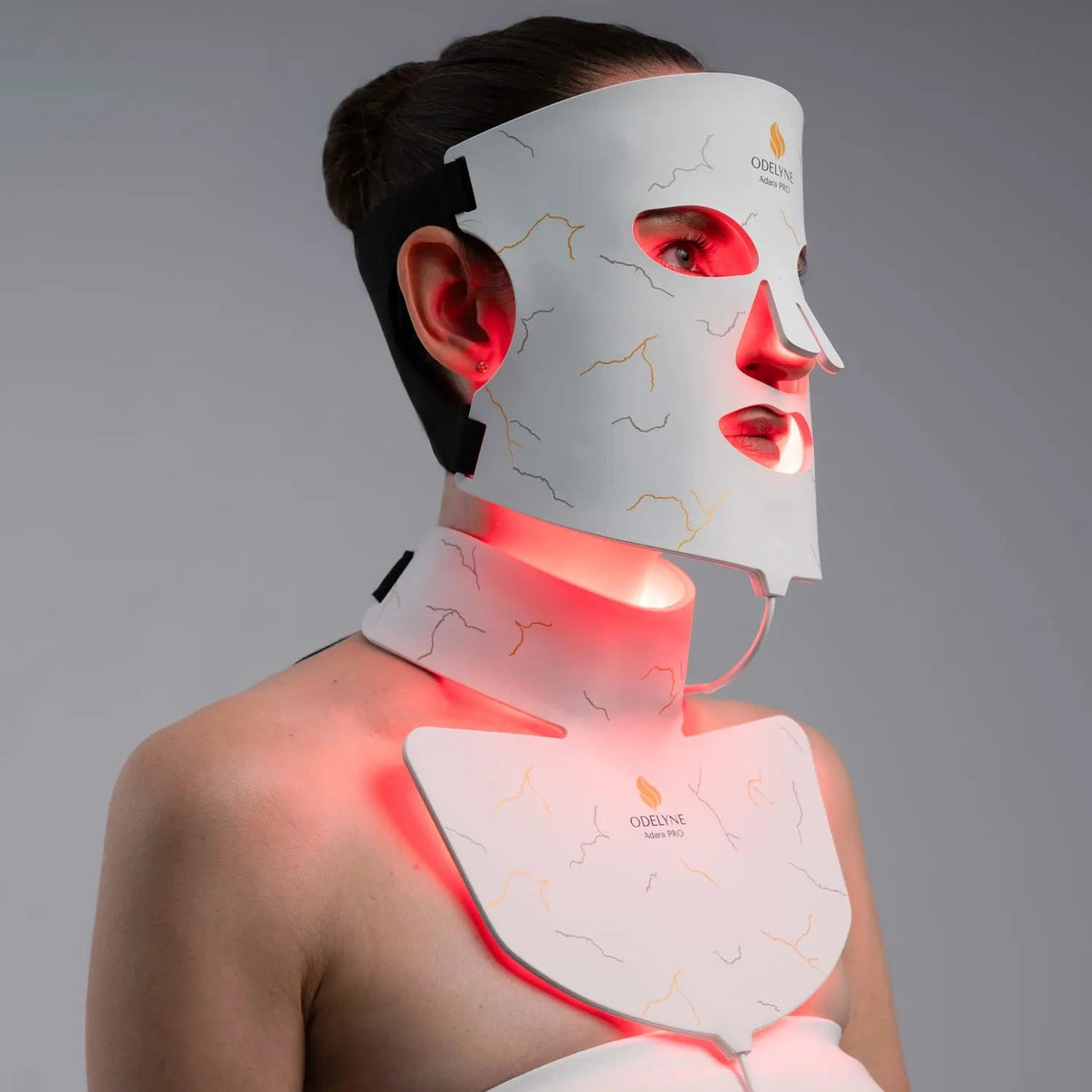 ODELYNE Red Light Therapy | LED Face Mask | At Home | PRO – Odelyne